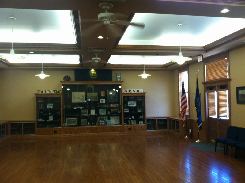 After weighing costs, Bainbridge City Council agrees to let train ...