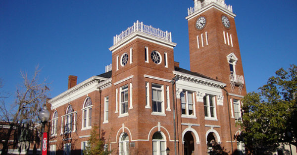 Downtown Bainbridge Block Party Tonight – Sowegalive